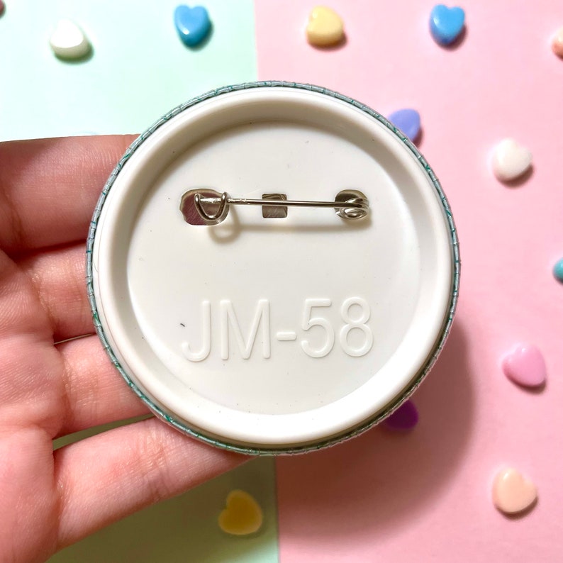 Identity V Buttons - IDV Male Survivor Pin Badges - Postman Prisoner ...