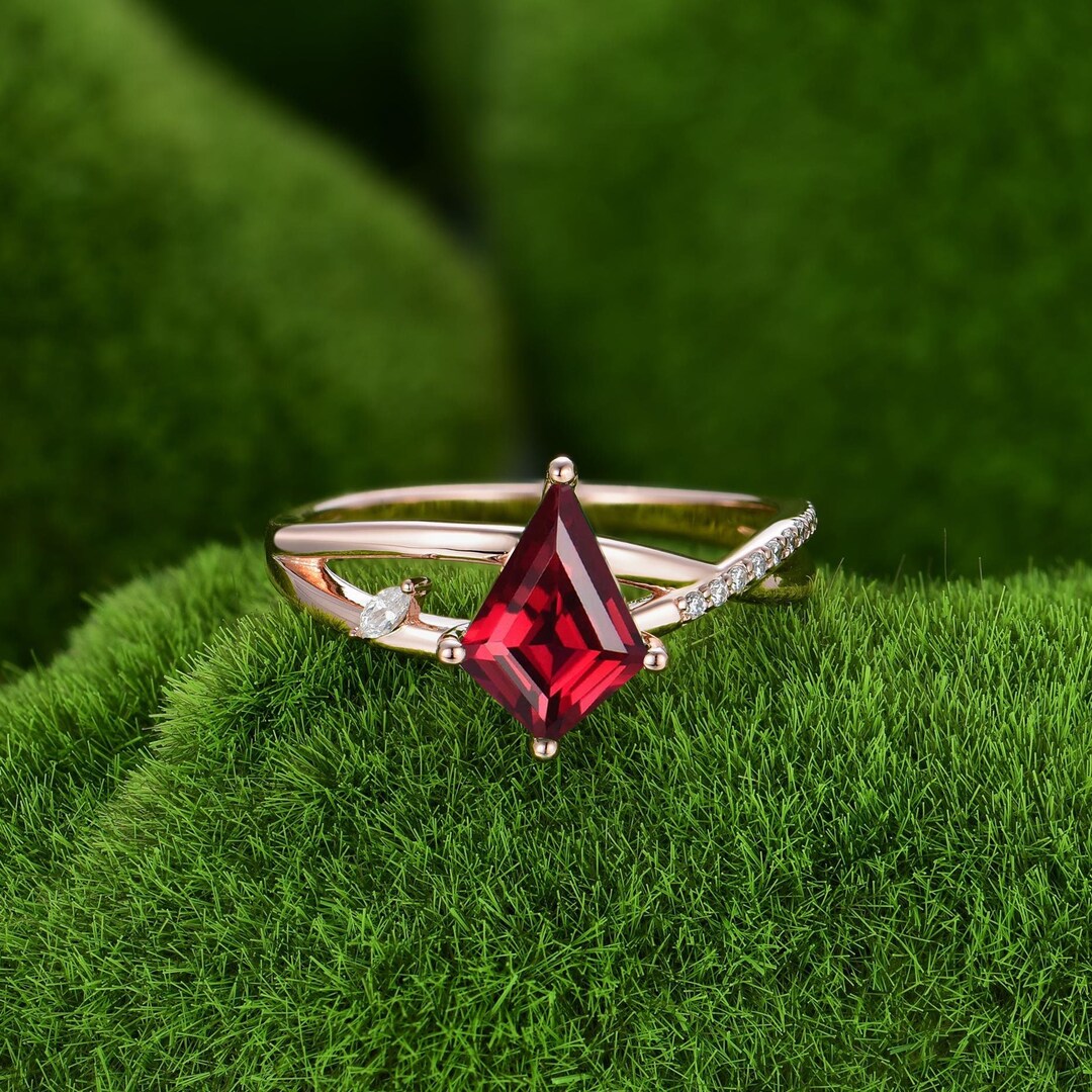 Vintage Art Deco Kite Cut Ruby Ring, 14K Rose Gold Moissanite Bridal ...