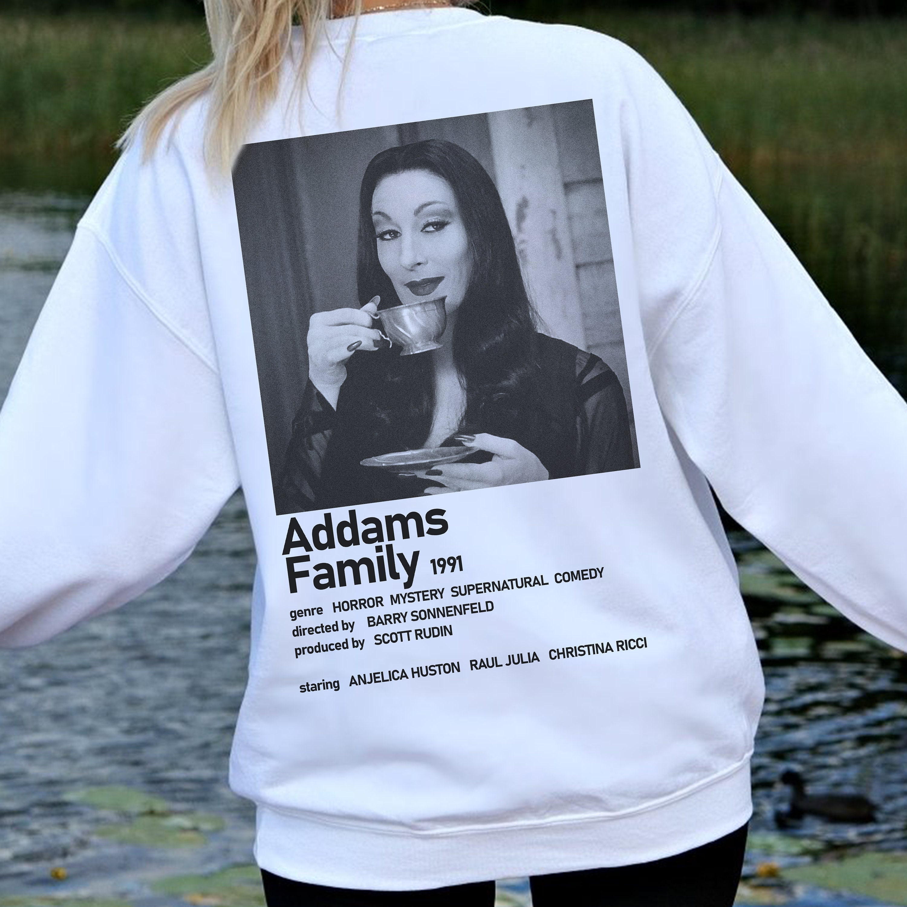 Addams Family, Morticia Addams, Gomez Addams, Halloween Sweatshirt T ...