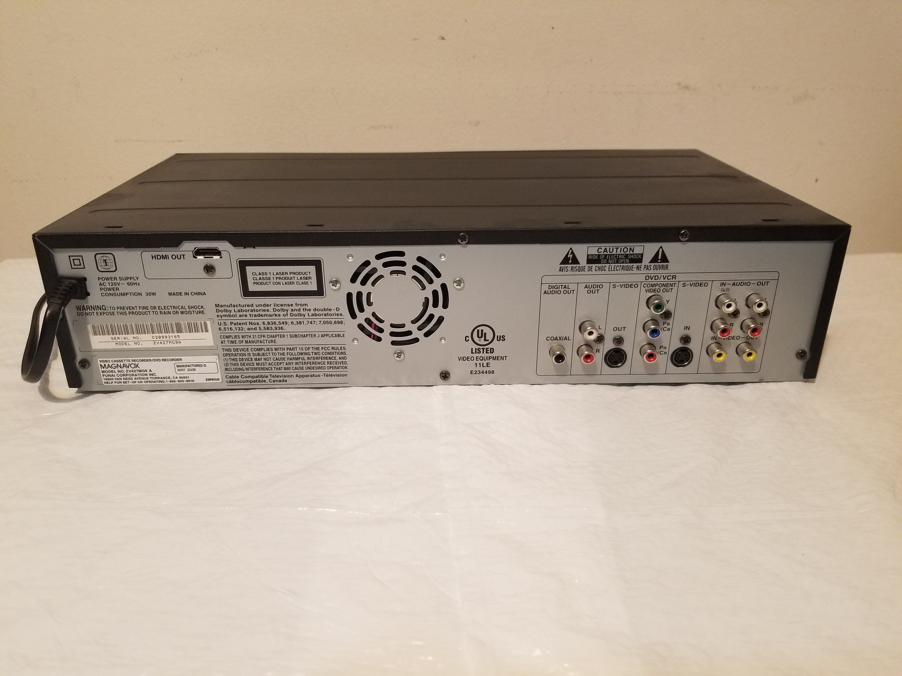 Magnavox ZV427MG9 VCR DVD Recorder Combo Original Remote Av Cables ...