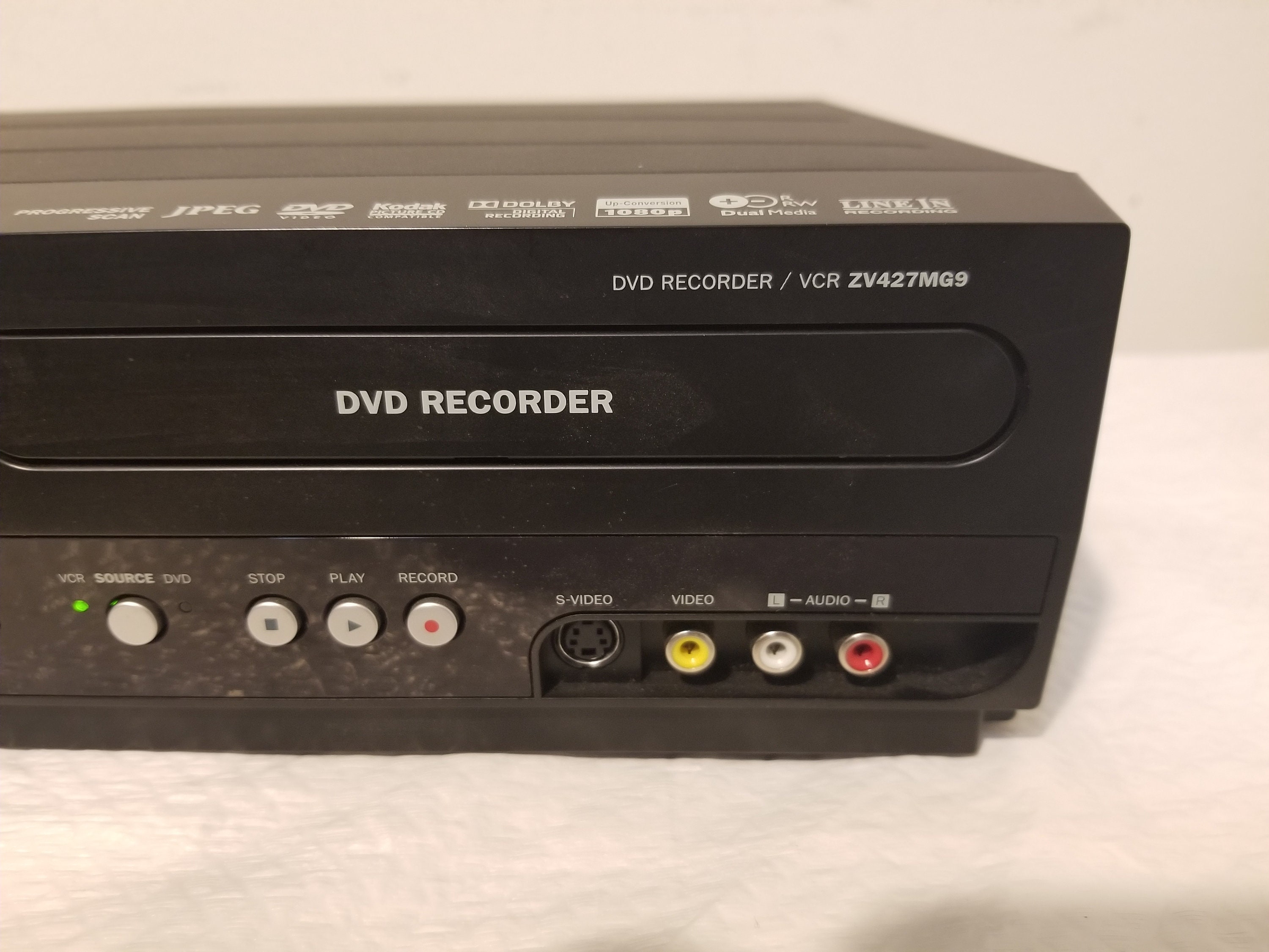 Magnavox ZV427MG9 VCR DVD Recorder Combo Original Remote Av Cables ...