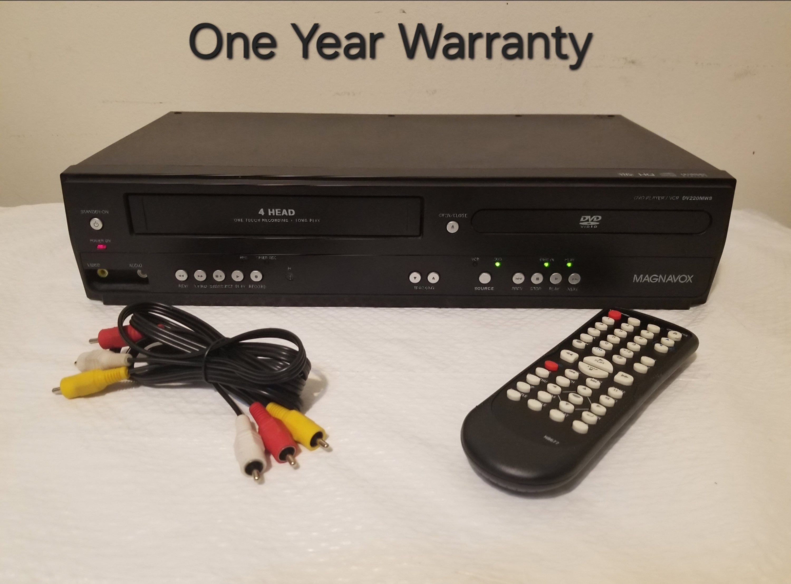 Magnavox DV220MW9 VCR DVD Combo VHS Player Remote Av Cables Tested ...
