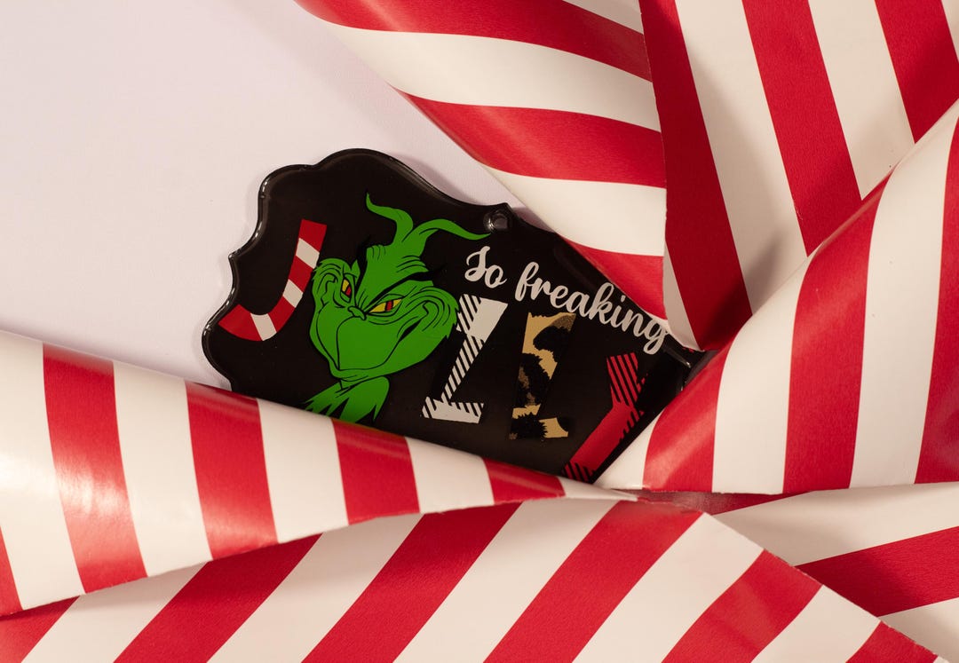 So Freaking JOLLY Grinch Resin Keychain - Etsy