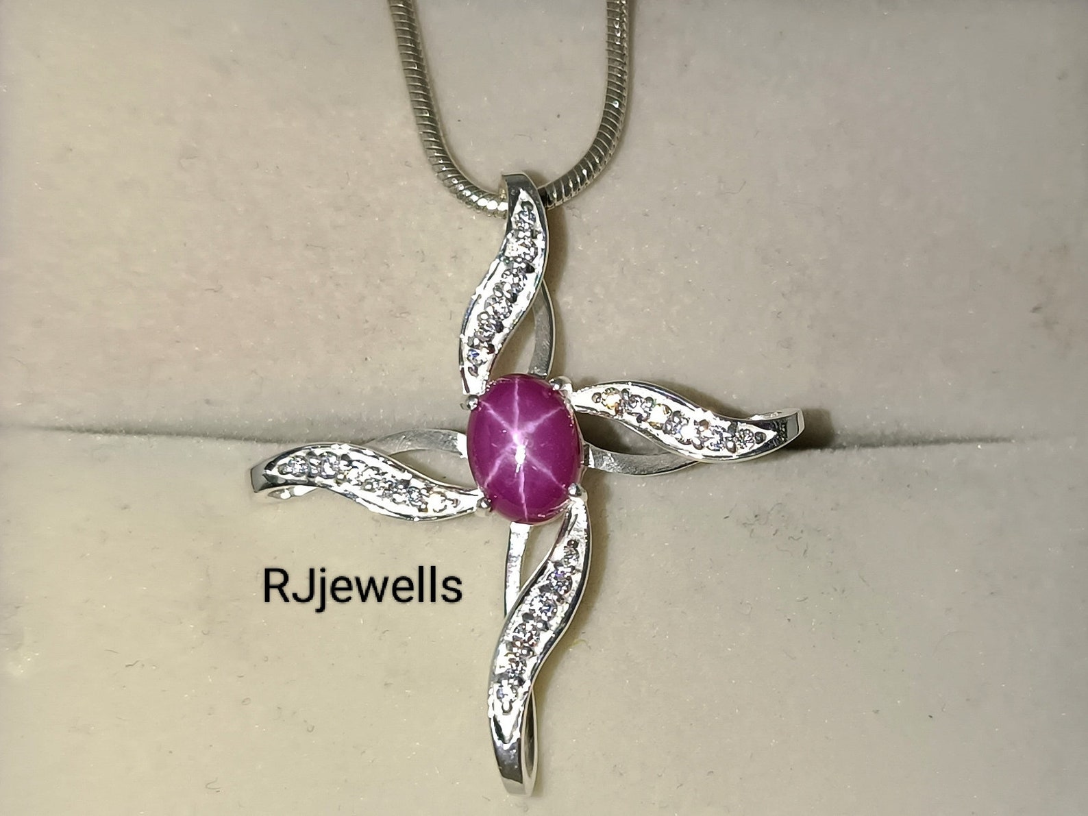 Pink Star Cross Pendant Necklace for Women, Elegant Pink Lindy Star ...