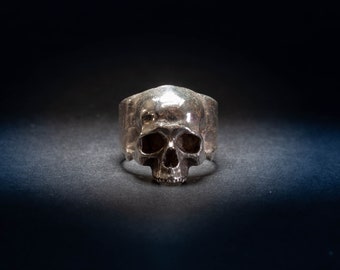 Huge Stainless Steel Skull Ring, Bold Skull Ring With High Huge Stainless Steel Skull Ring, Bold Skull Ring With High