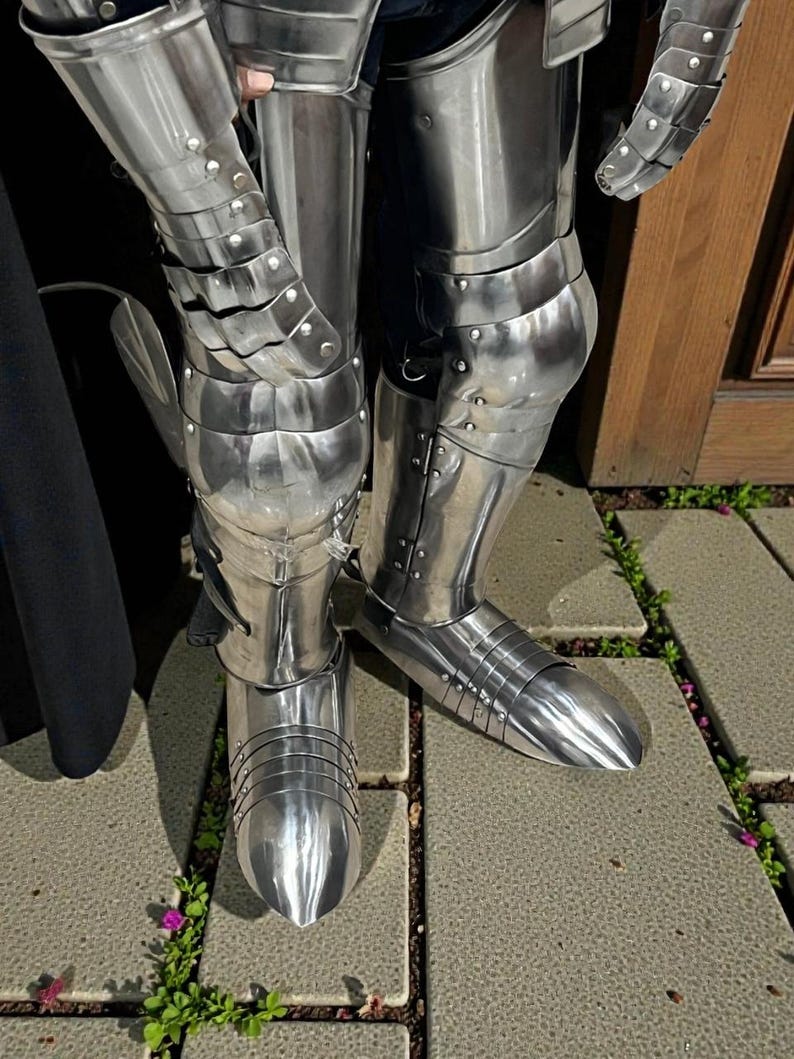 Medieval Gothic Full Plate Armor Suit: Full Body Steel Knight Costume ...