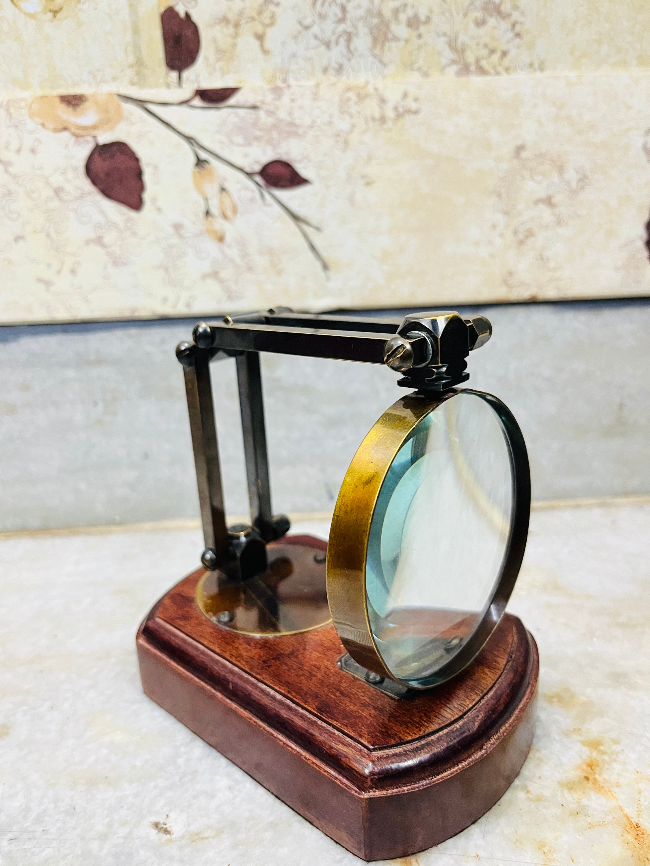 Antique Brass Magnifying Glass With Wooden Stand & Leather Case - Etsy
