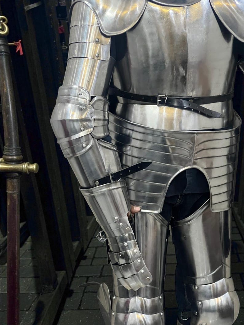Medieval Gothic Full Plate Armor Suit: Full Body Steel Knight Costume ...