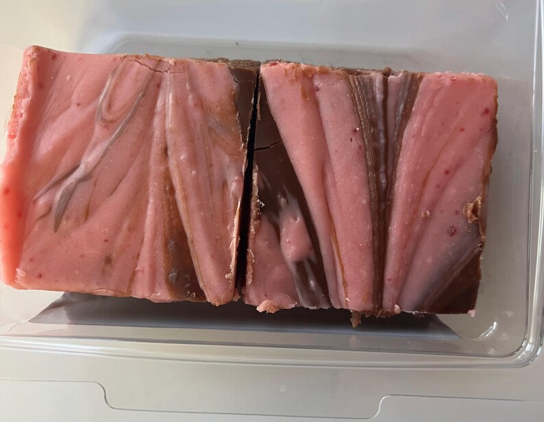 Chocolate Raspberry Swirl Fudge - Half Pound of Luxuriously Smooth ...
