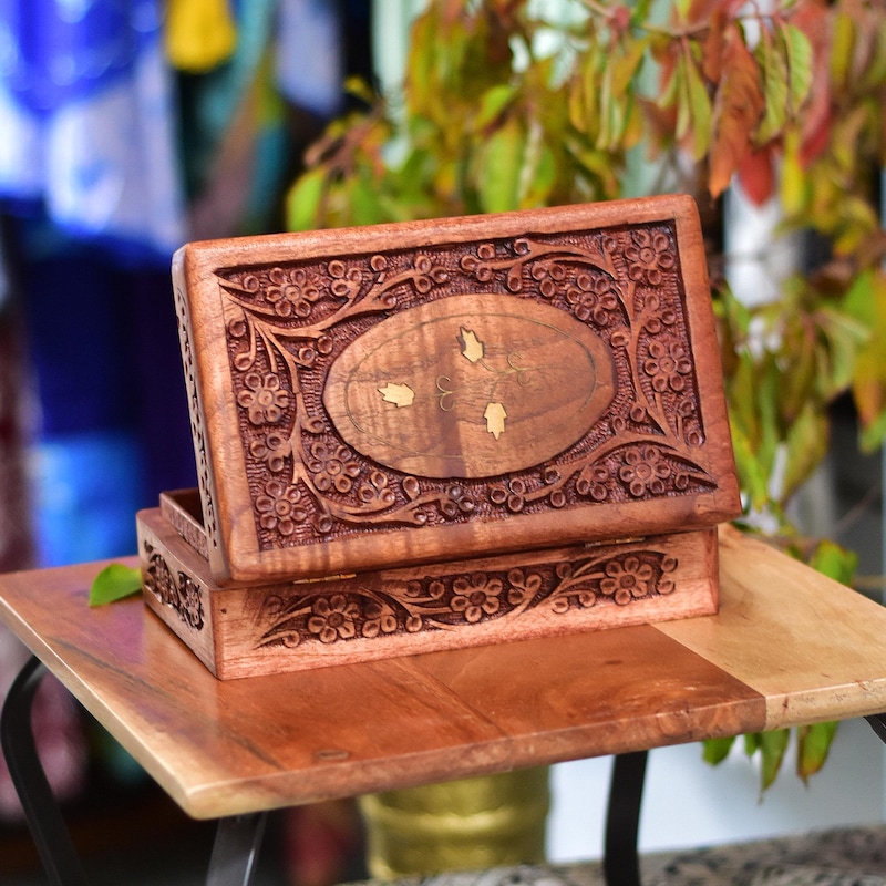 Traditional Jewelry Box - Etsy