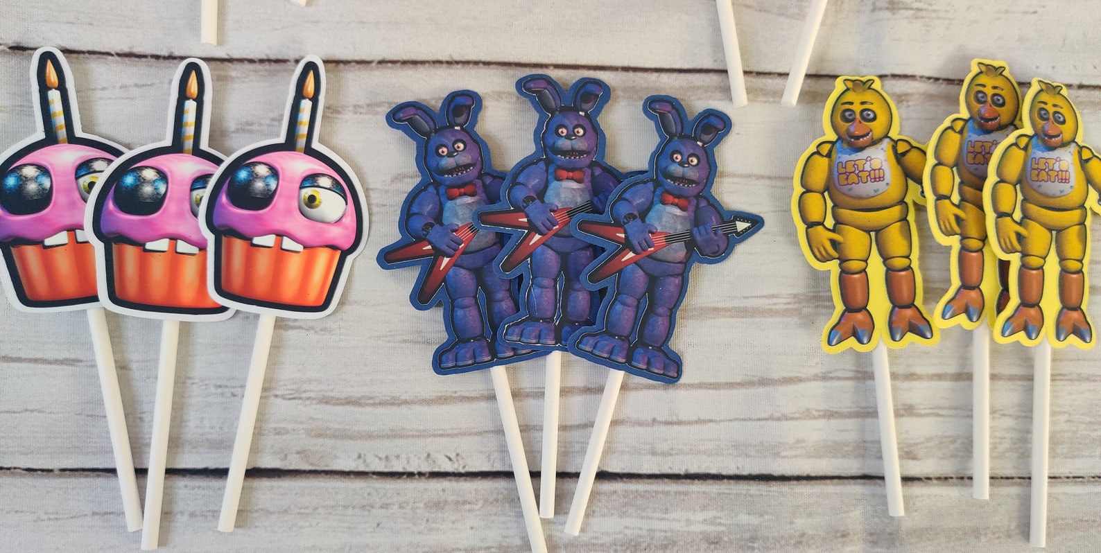Five Nights at Freddy's Birthday Party Cupcake Toppers, 5 Nights ...