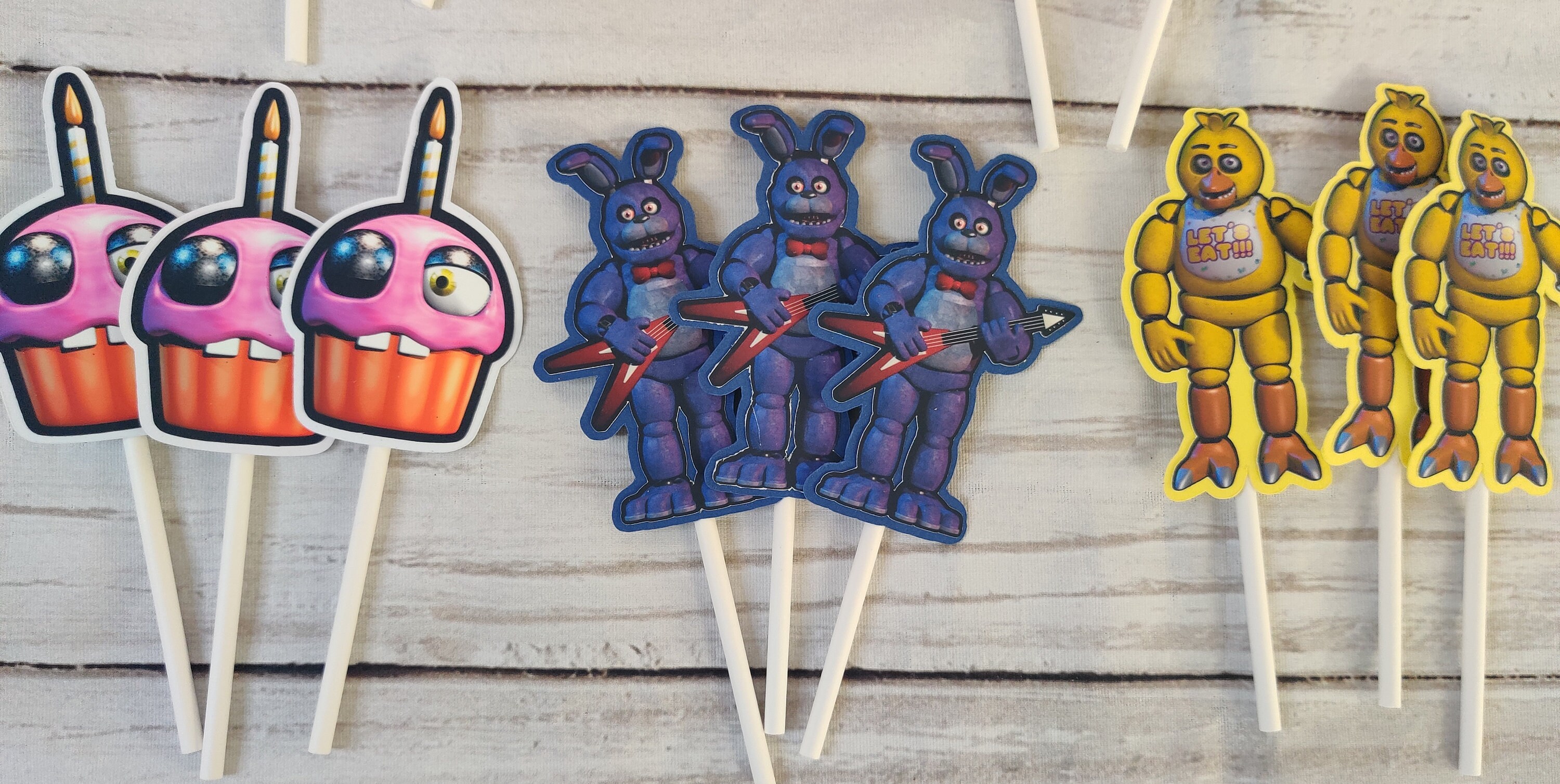 Five Nights at Freddy's Birthday Party Cupcake Toppers, 5 Nights ...