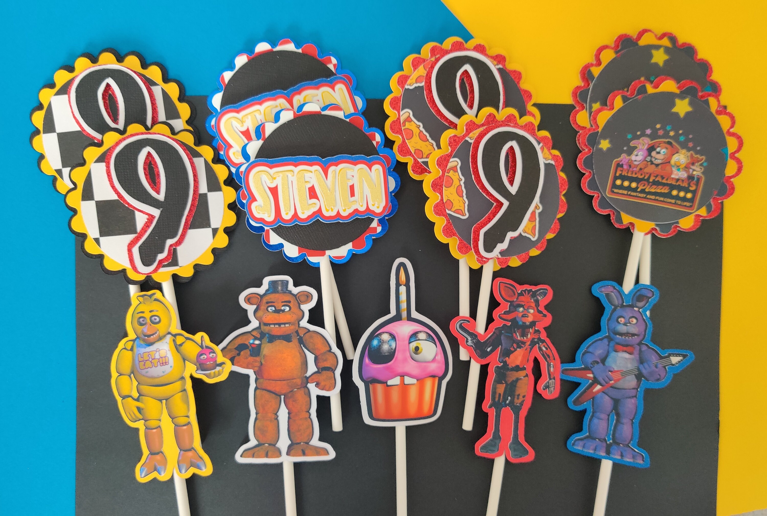 Five Nights at Freddy's Birthday Party Cupcake Toppers, 5 Nights ...