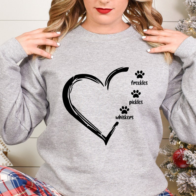 CUSTOM DOG MOM Sweatshirt, Dog Mom Gift, Personalized Dog Mom ...