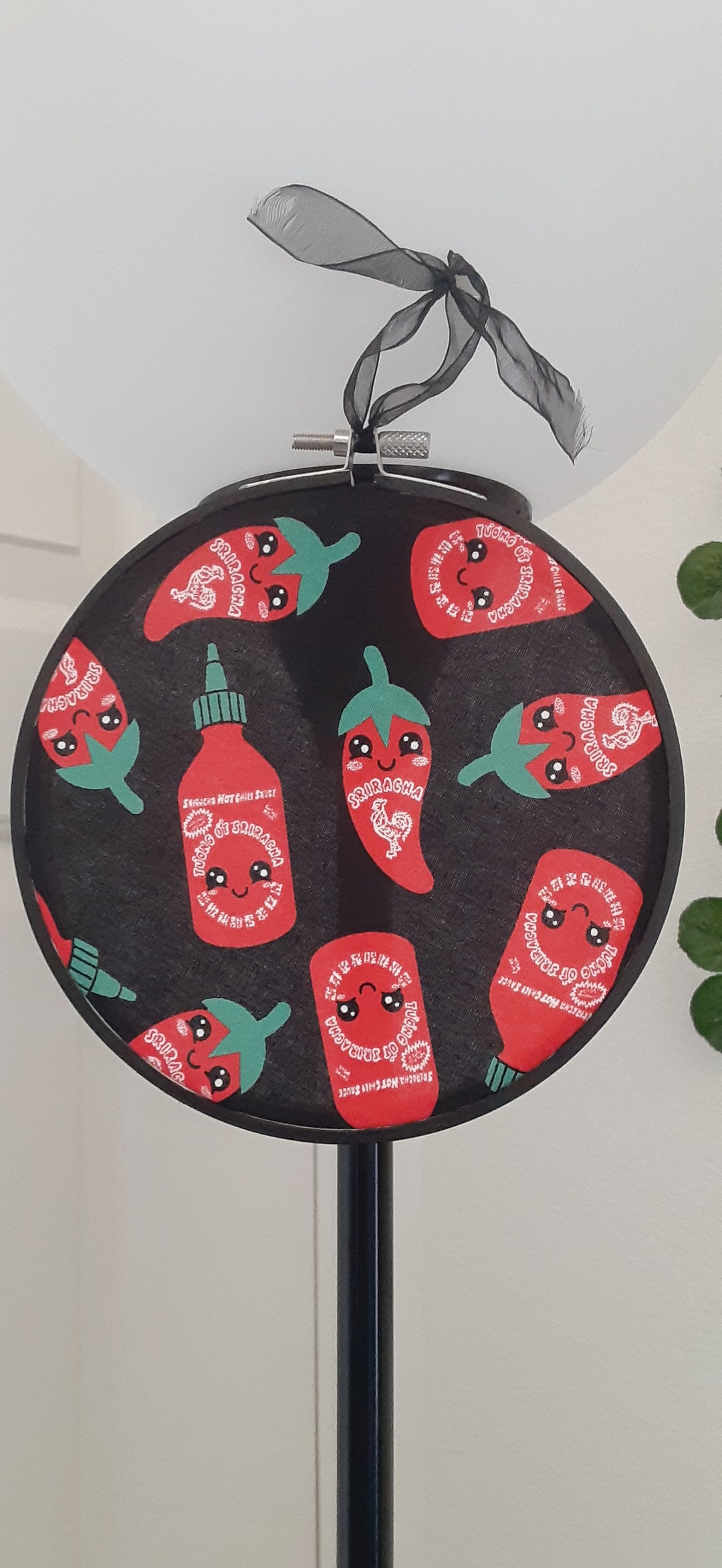 Chili Pepper Hoop Wall Hanging, Handmade Kitchen Decor, Fun Red Sriacha ...