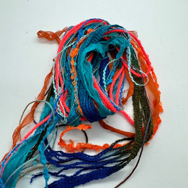 Whimsical Novelty Yarn With Delicate Light Fringes Fancy Knitting Yarn ...