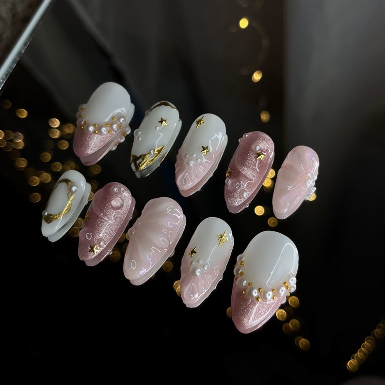 Pink Seashell Press on Nails: Summer Beach Vacation Nails - Etsy