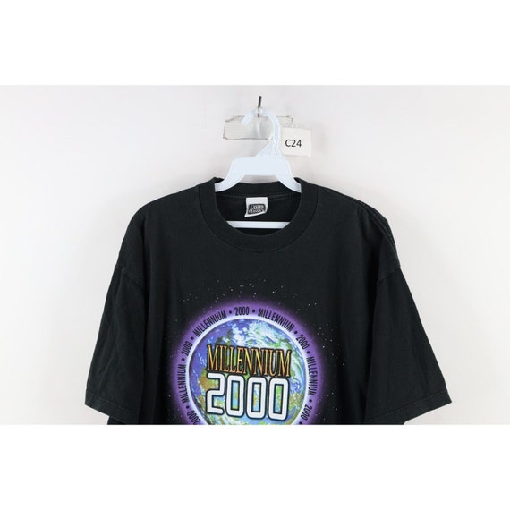 Vintage Y2K 2000 The Millennium Mens Large Faded Spel… - Gem