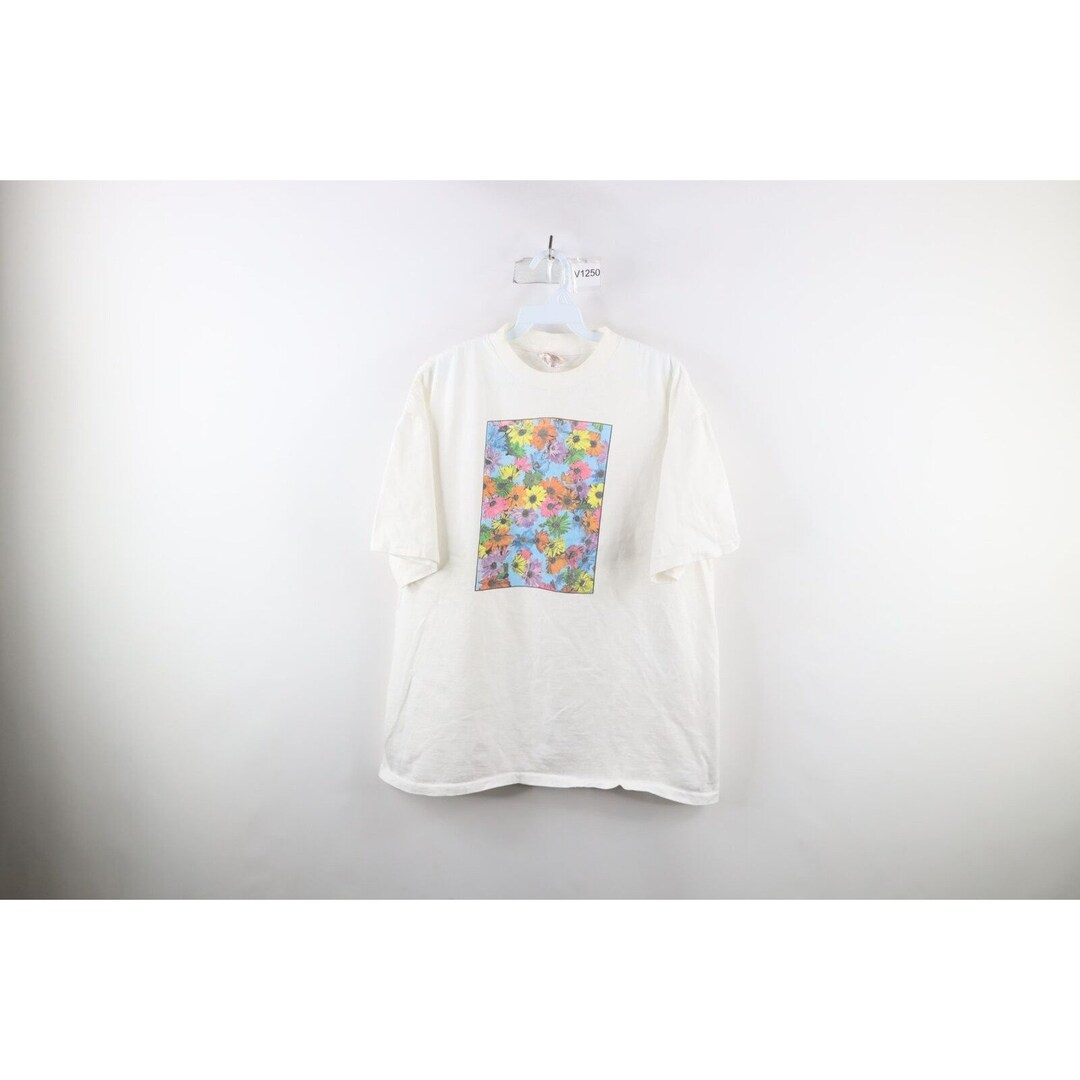 90s Streetwear Womens One Size Distressed Rainbow Flower Art T-shirt ...