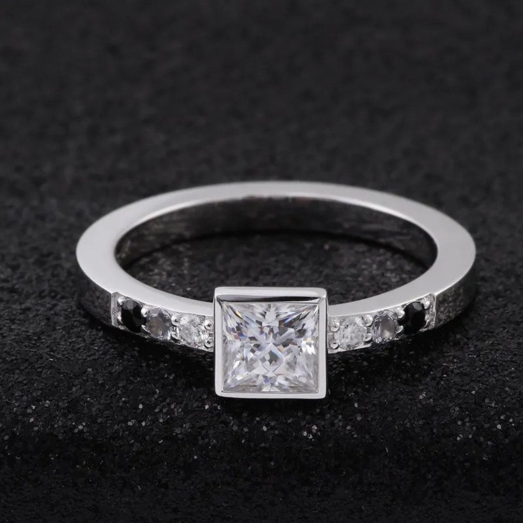 Buy 925 Sterling Silver Princess Shape Engagement Ring for Women ...