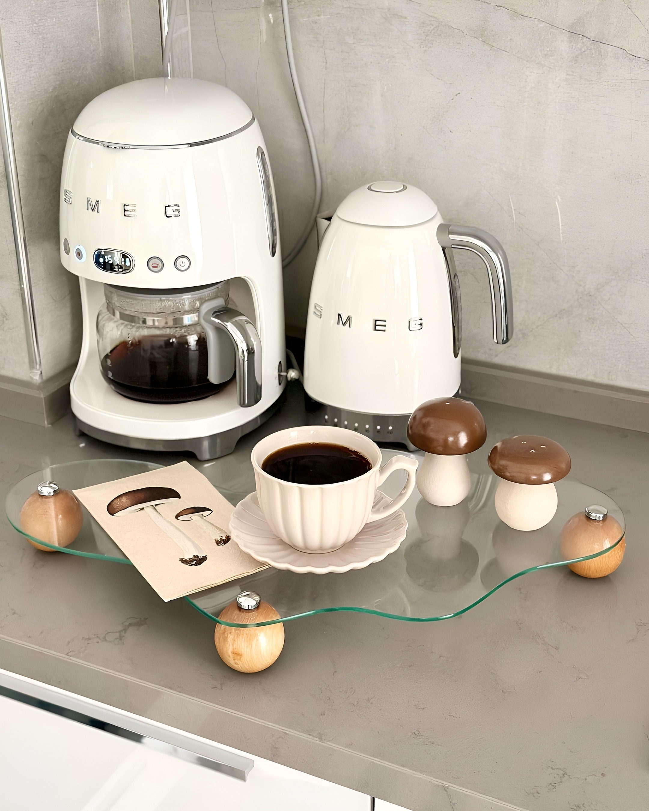 Asymmetric Glass Irregular Cut Coffee Table Luxury Glass Organizer ...