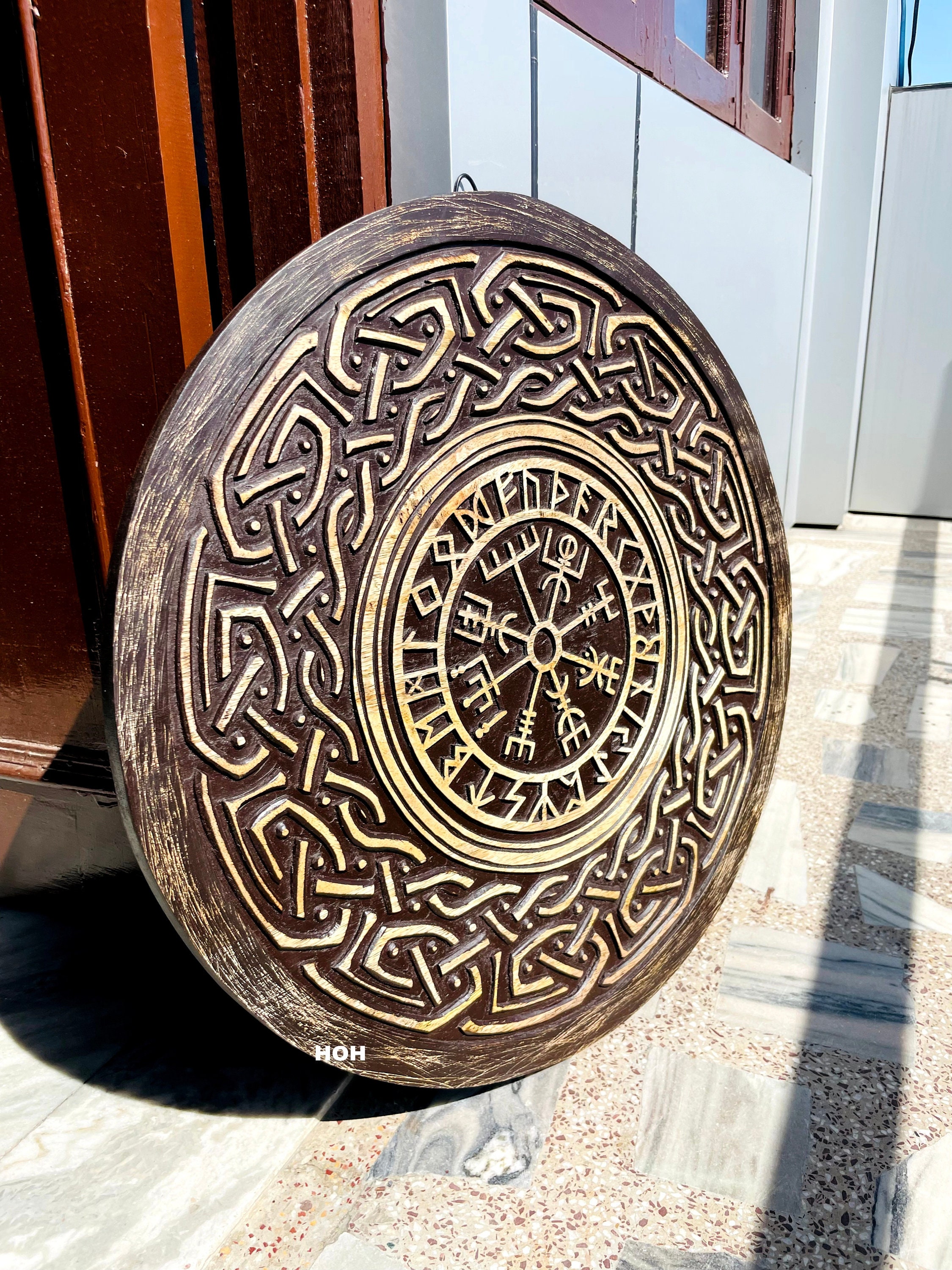 Viking Norse Runes Helm of Awe Aegishjalmur Celtic Pattern '24,30 ...