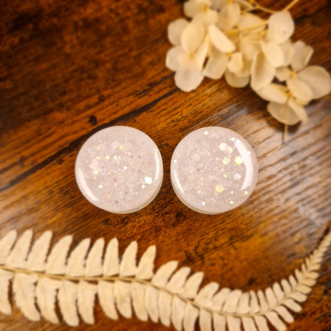 A Pair of Ear Buttons Snow Plugs Tunnels - Etsy