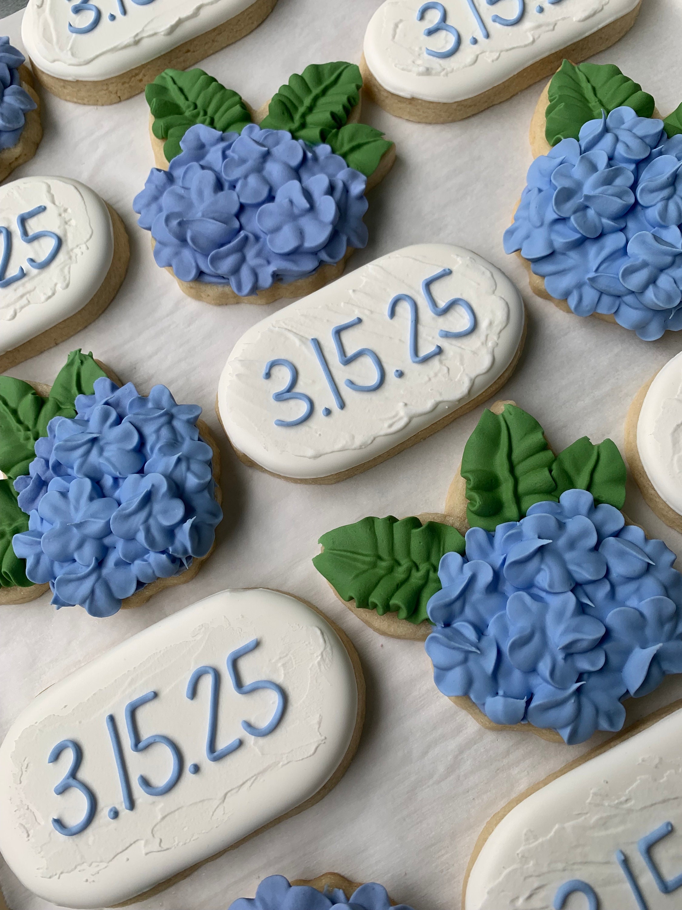 2 Dozen Bridal Shower Hydrangea Cookies - Etsy