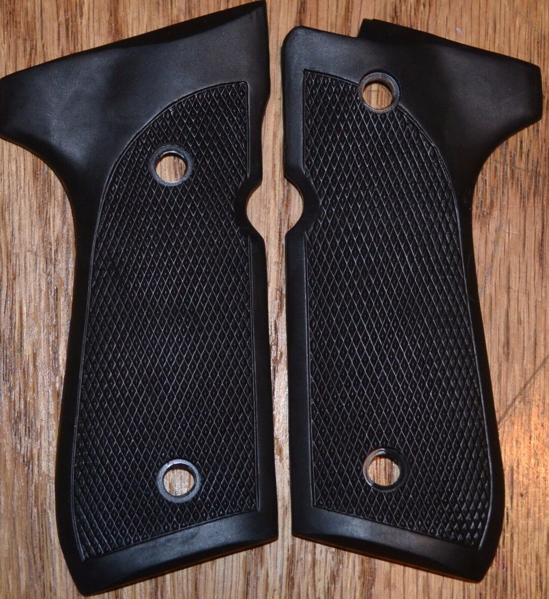 Beretta 92 FS92A1M996 Pistol Grips Checker Pattern Jet - Etsy