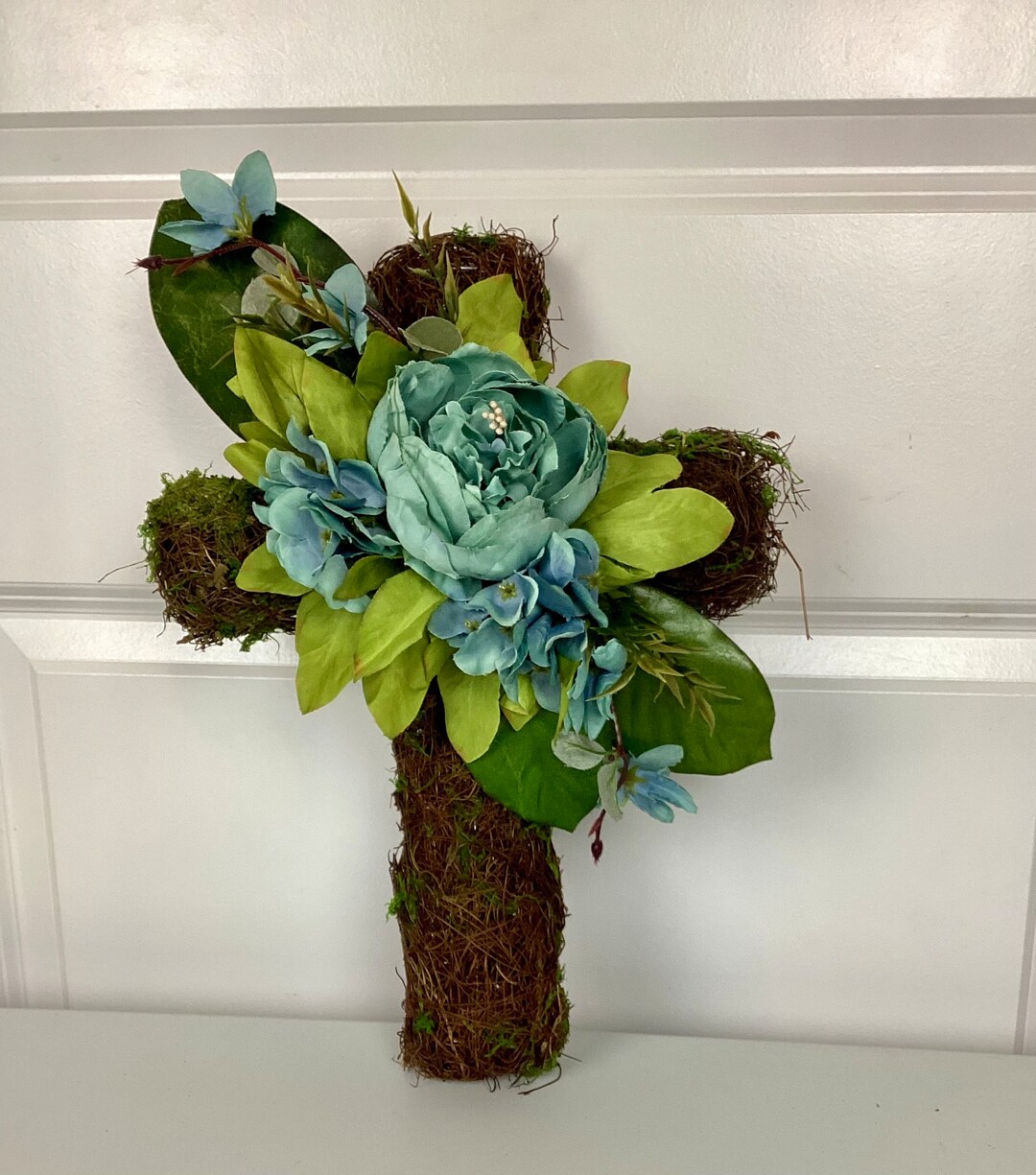 Handcrafted Green Moss Cross Wreath, Easter or Cemetery Cross Wreath ...