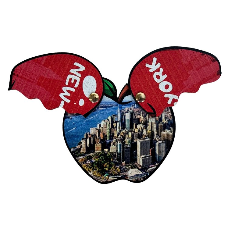 NYC Apple Fridge Magnet – Opens to Reveal Cityscape, Unique New York ...