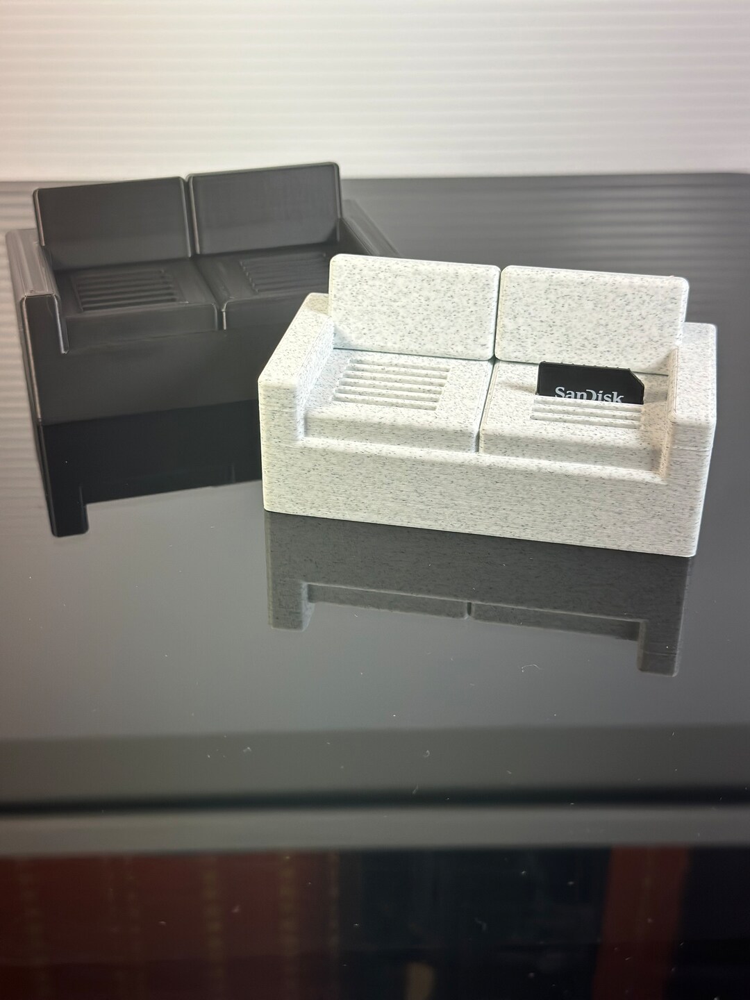 Mini Sofa SD Card Holder, Miniature Sofa, Nintendo Game Holder, Office ...