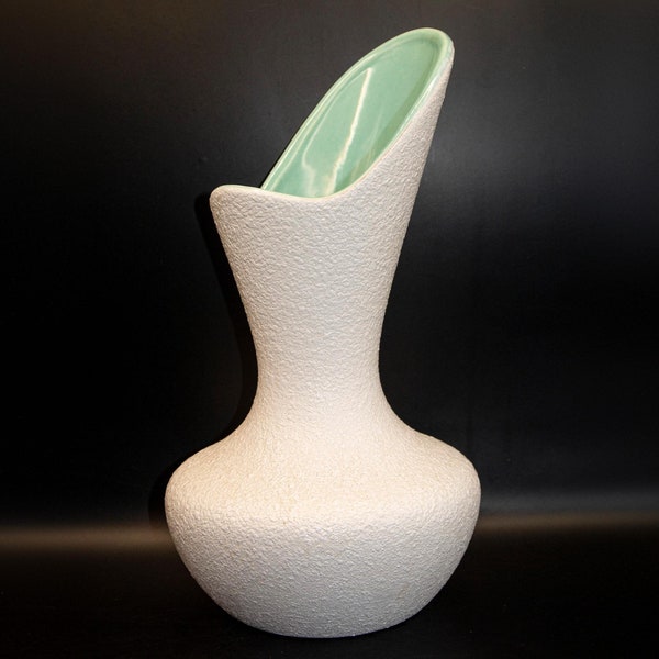 Atomic White Vase - Etsy