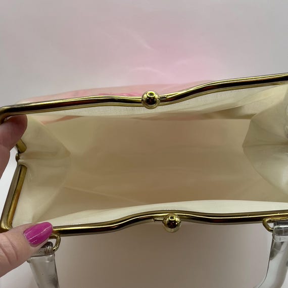 Vintage 1950s Vinyl Encased Flower Purse – Retro Mid-… - Gem