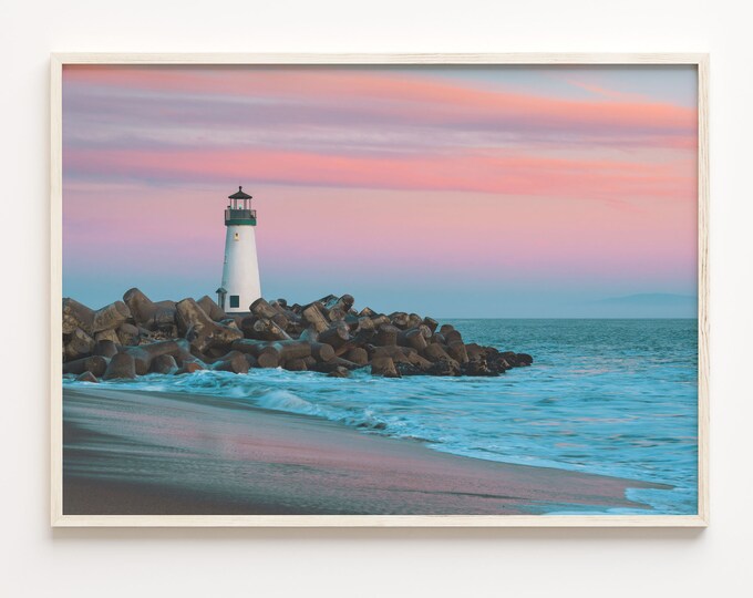 Santa Cruz Lighthouse, California. Surfing Museum & Crashing Waves at ...