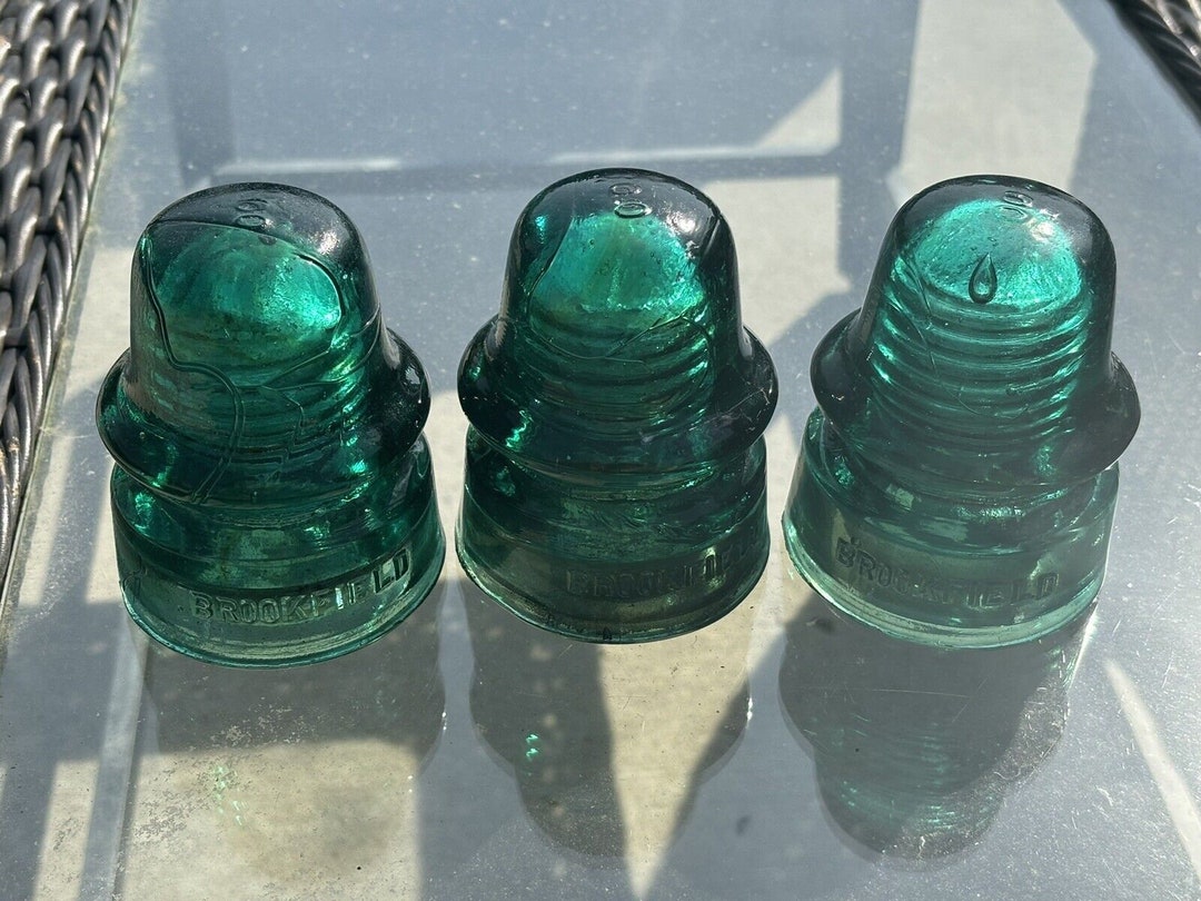 1900 Brookfield Glass Telegraph Railroad Squared 00 Insulator Lot No ...