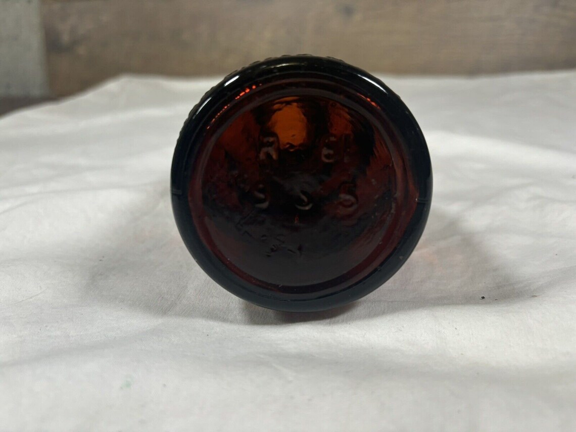 Vintage Hiram Ricker & Sons Figural Bottle Decanter Fac-simile Amber 8. ...