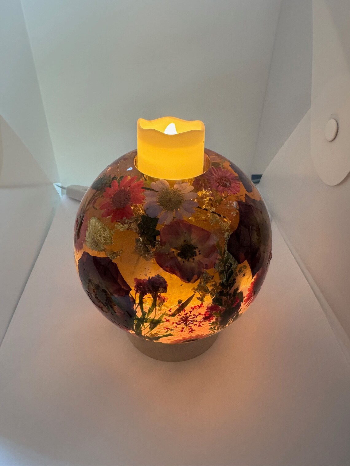 Dried Flower & Gold Leaf Resin Tea Light Holder - Etsy