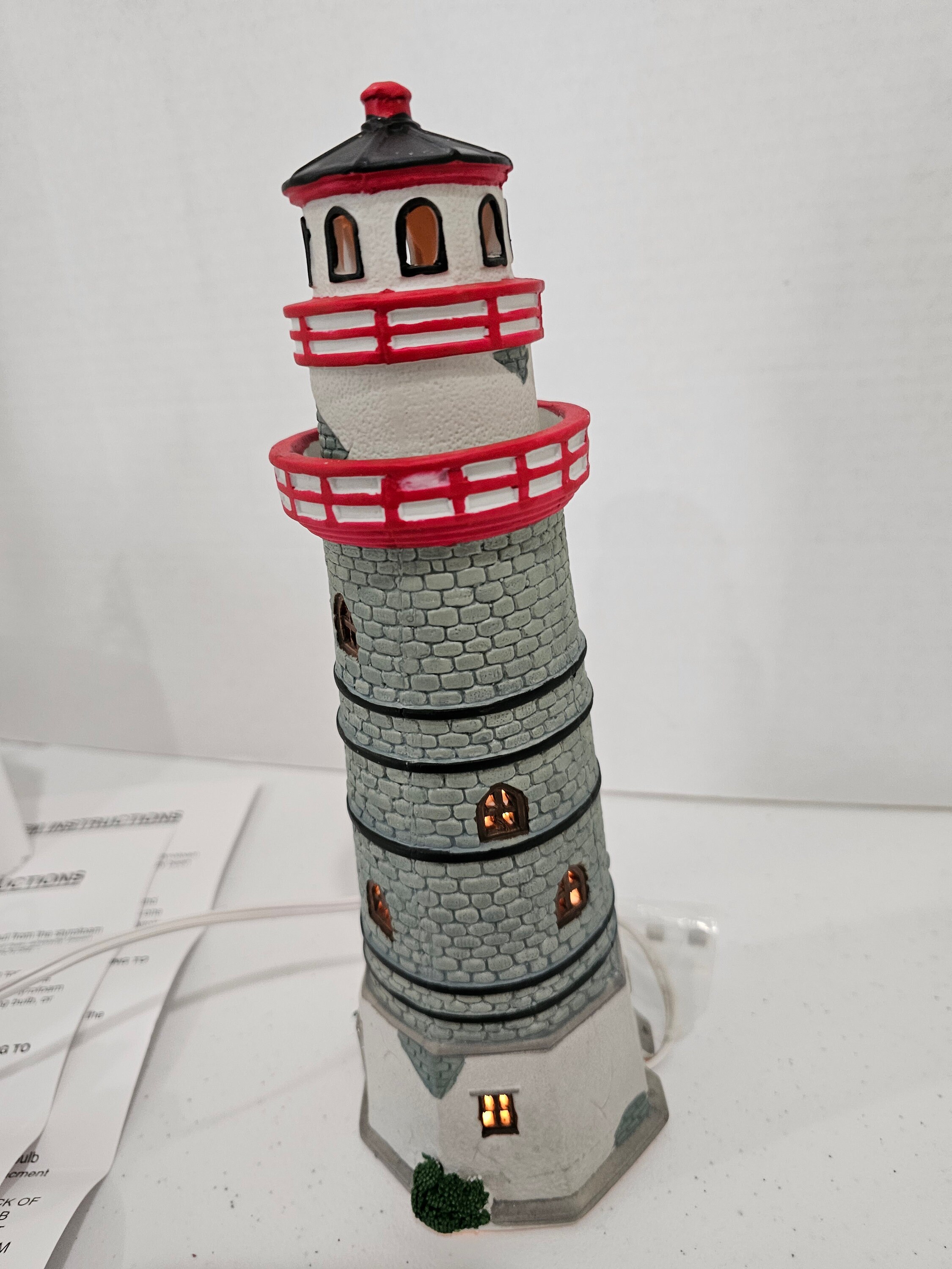 NEW Vintage LIGHTHOUSE Lemax Plymouth Quarters Misty Harbor Light up ...