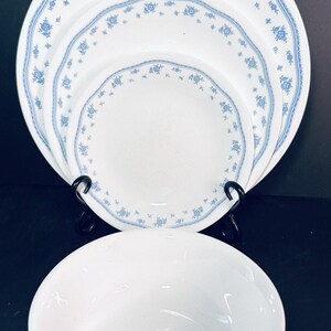 Vintage Corelle Morning Blue Dinnerware - Plates/cereal Bowls. Pick ...