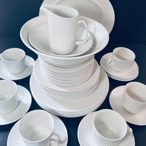 Athena Johnson Brothers Dinner Plates - Etsy