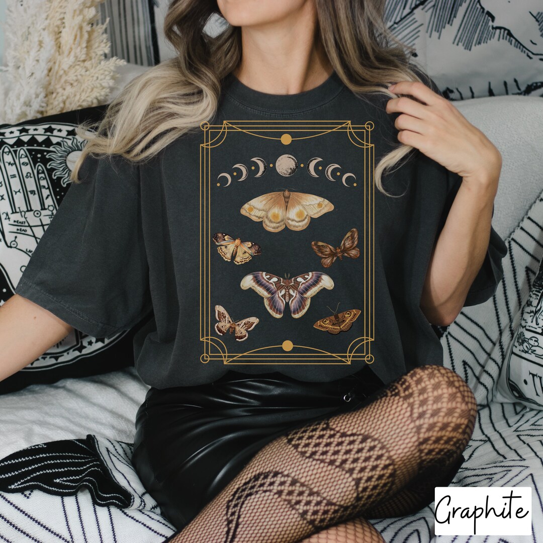 Moon Phases and Moths Edgy Tshirt, Oversized Grunge Emo T-shirt, Unisex ...