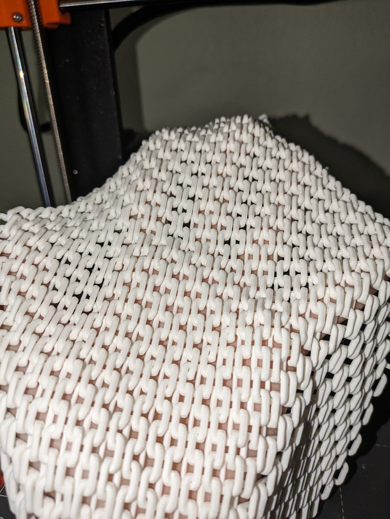 Chains - Flexible Fabric Chainmail 3D Print - Etsy