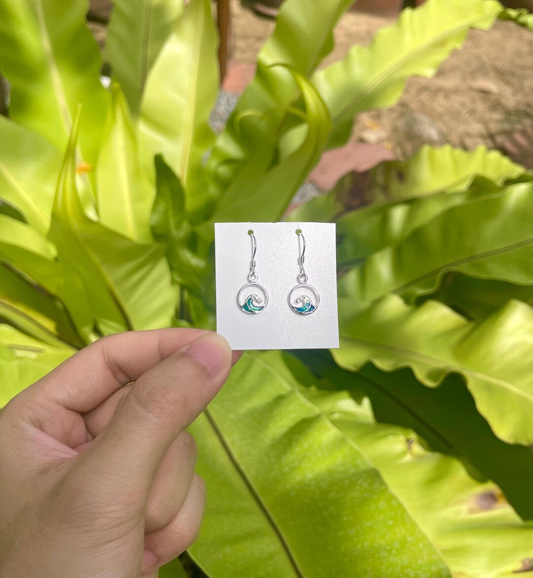 Small Ocean Tidal Wave Blue Resin Opal Hawaiian Surfer 8mm Dangling ...