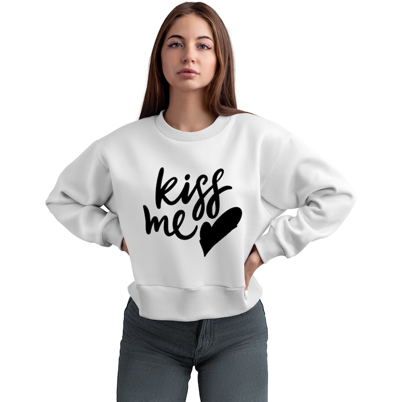 Kiss Me SVG, Lips Svg ,kiss Me Clipart, Kiss Me Cut File, Kiss Svg ...