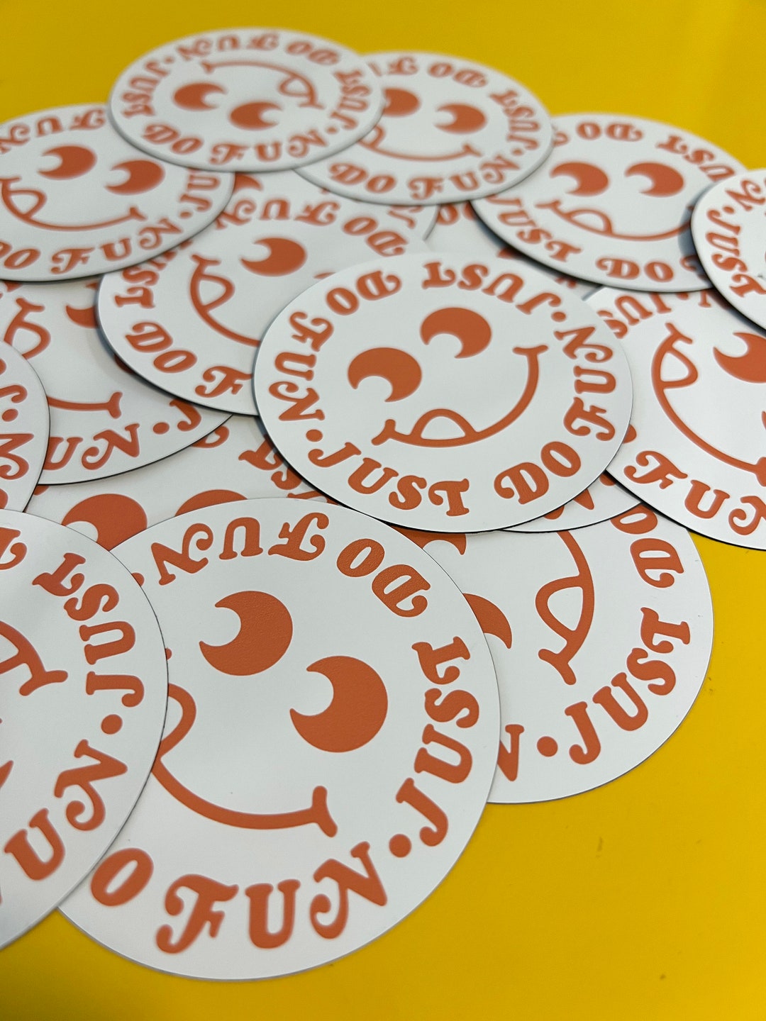 MAGNET Happy Face | Smiley Face Fridge Car Magnet, Decorative Magnet ...