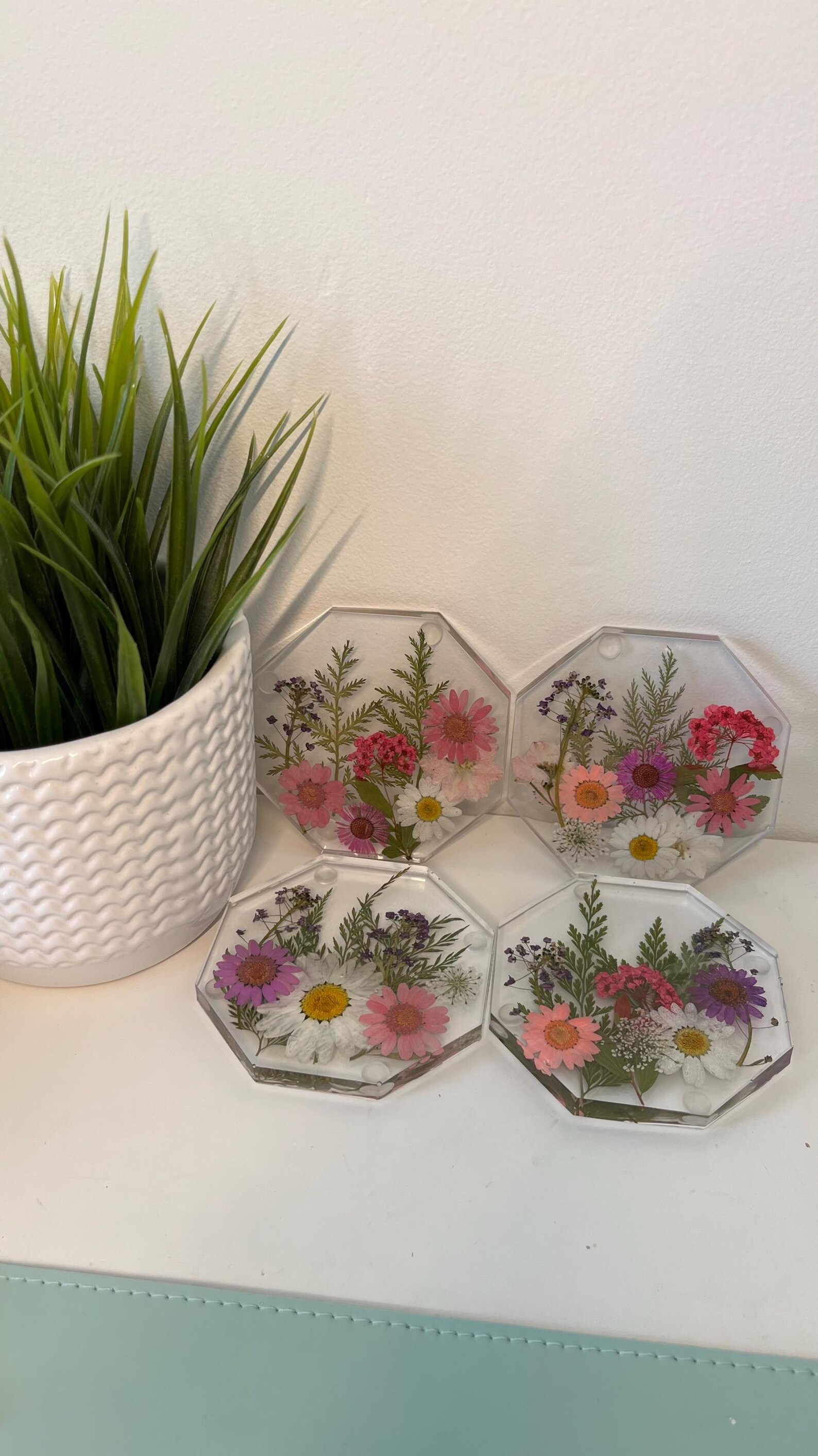 Handmade Resin Coasters With Real Pressed Flowers – Botanical Drink ...
