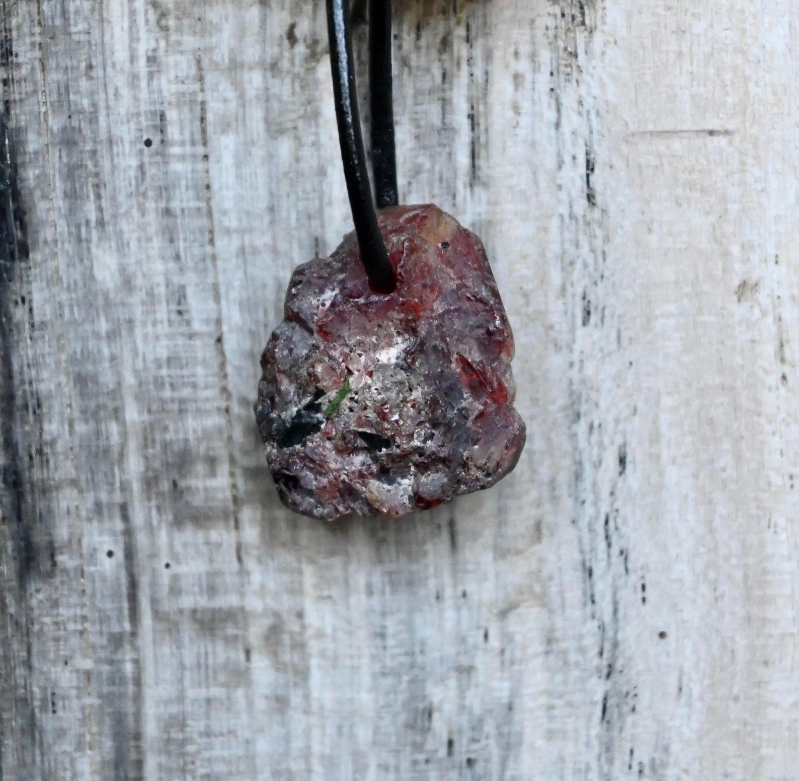 Schöner,kleiner roter HYAZINTH / ZIRKON Kristall Anhänger - Etsy Schweiz