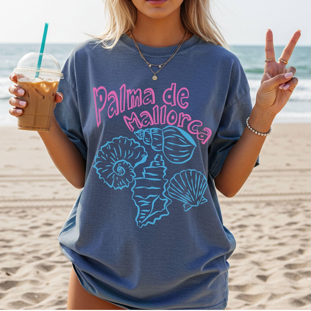 Palma De Mallorca Graphic Tee, Trendy Seashells Tee, Aesthetic Beach ...