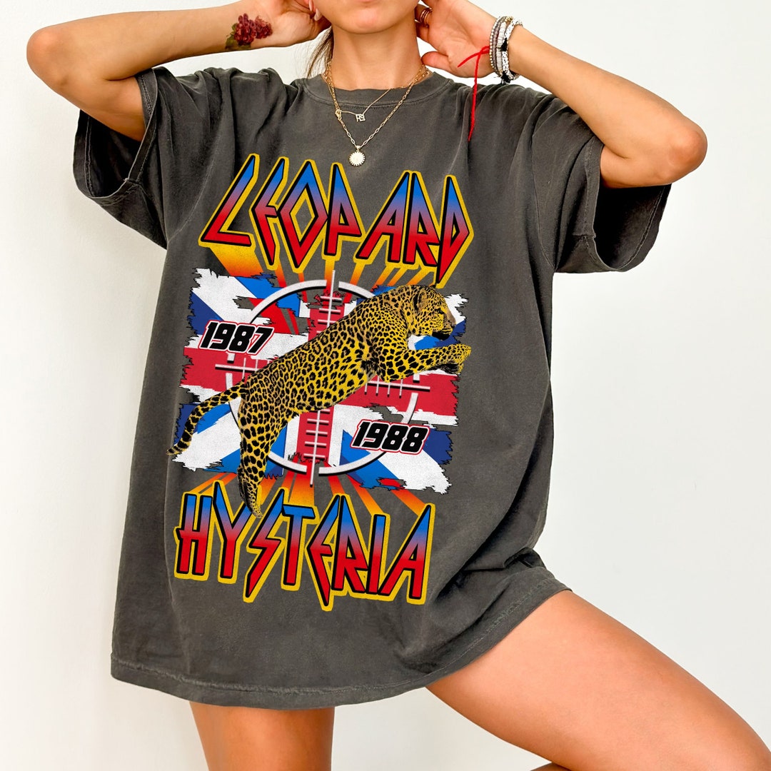 Retro Rock Band Graphic Tee, Nostalgic Rock and Roll Tshirt, Trendy ...